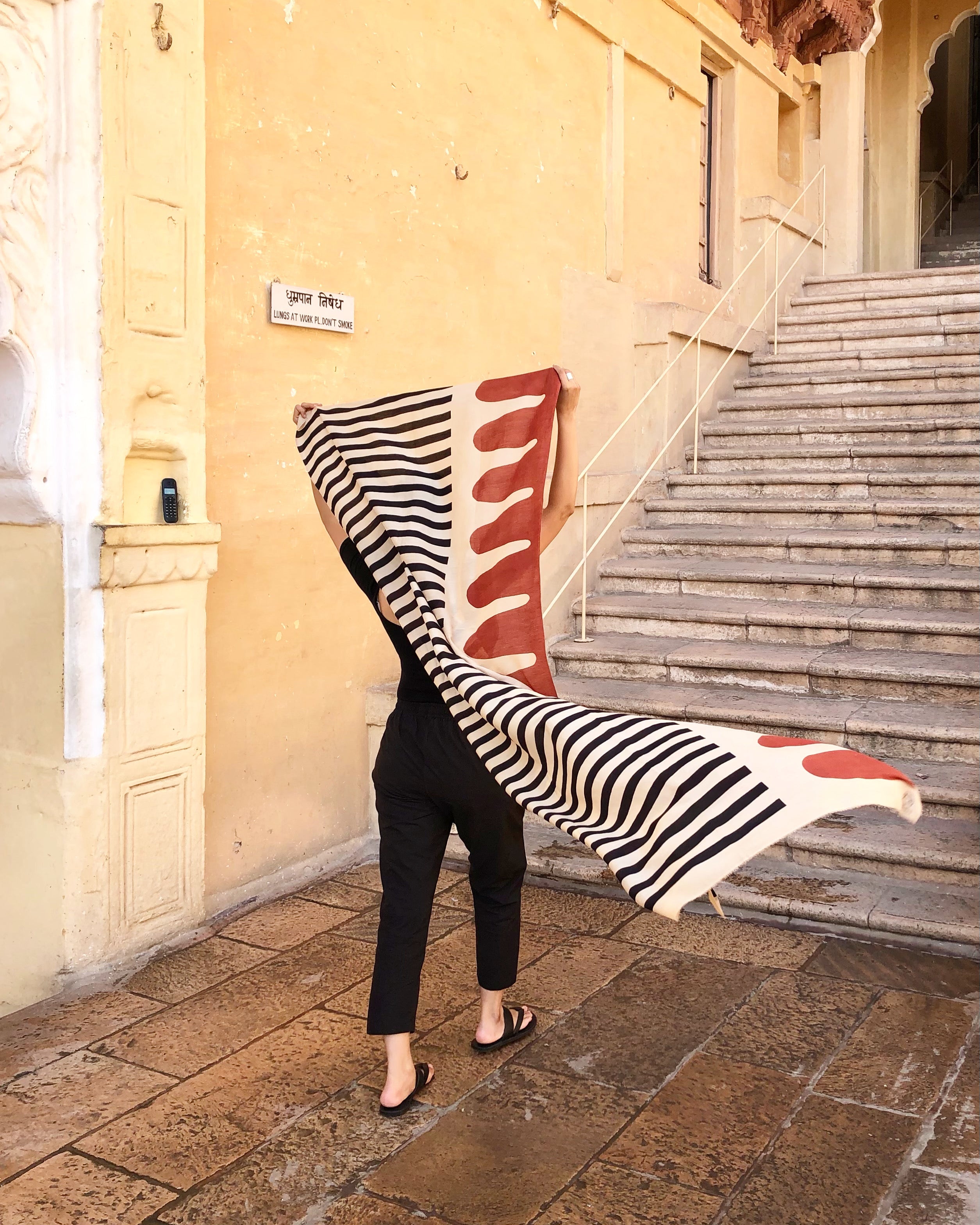 SCARVES – MARA VERA